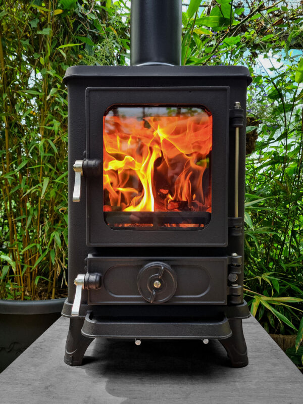 The Hobbit Stove | Eco Design Approved | Salamander Stoves