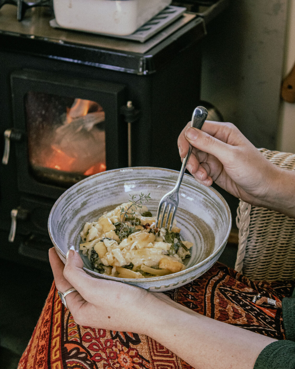 Cooking on a Wood Burning Stove - a Beginners Guide - Salamander Stoves